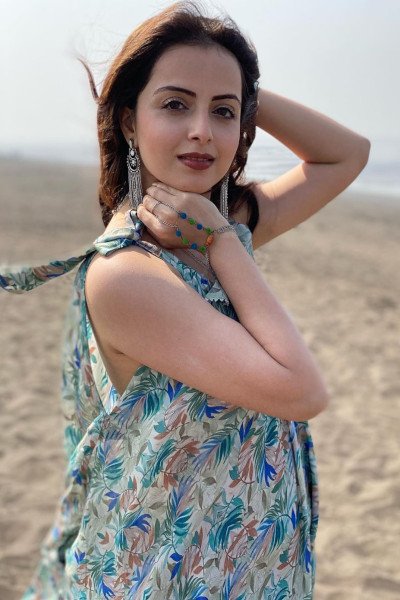 Shrenu Parikh Age, Boyfriend, Family, Biography, Instagram