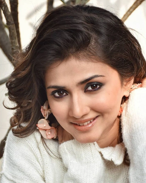 Dnyanada Ramtirthkar Age, Wiki, Family, Biography, Instagram