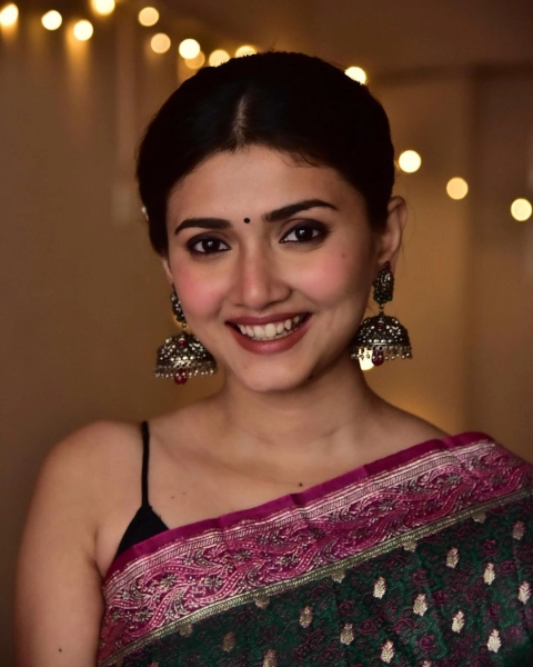 Dnyanada Ramtirthkar Age, Wiki, Family, Biography, Instagram