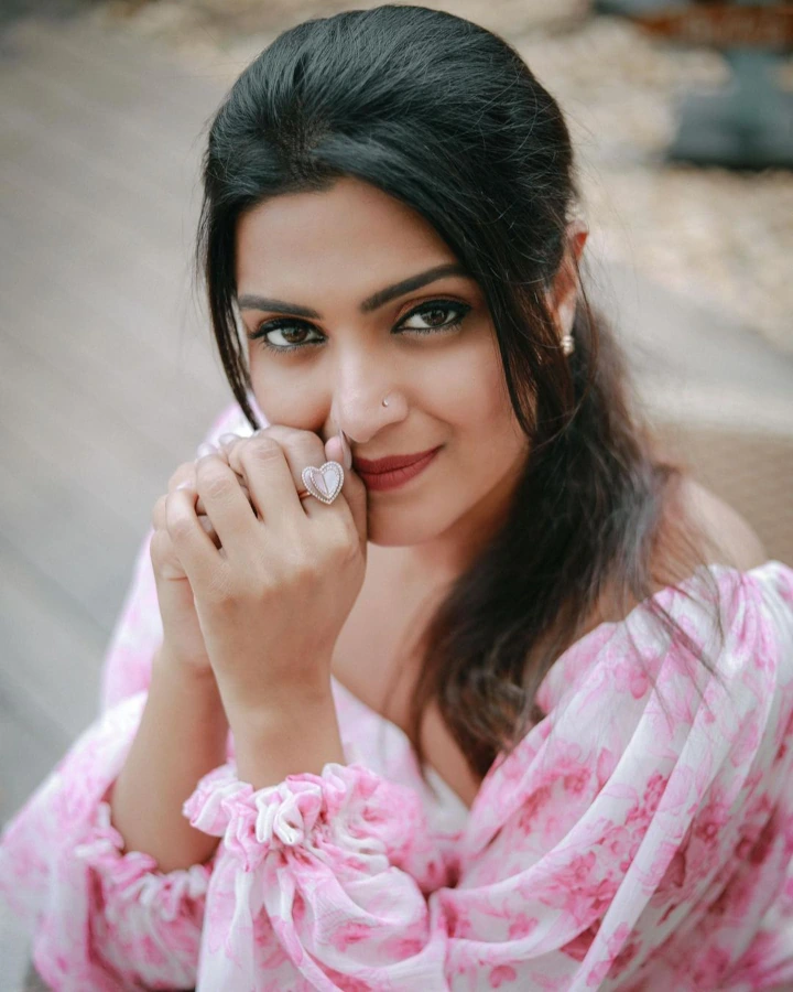 Divya Pillai Age, Biography, Boyfriend, Marriage, Instagram