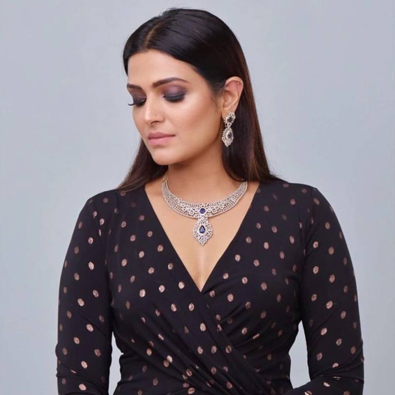 Divya Pillai Age, Biography, Boyfriend, Marriage, Instagram