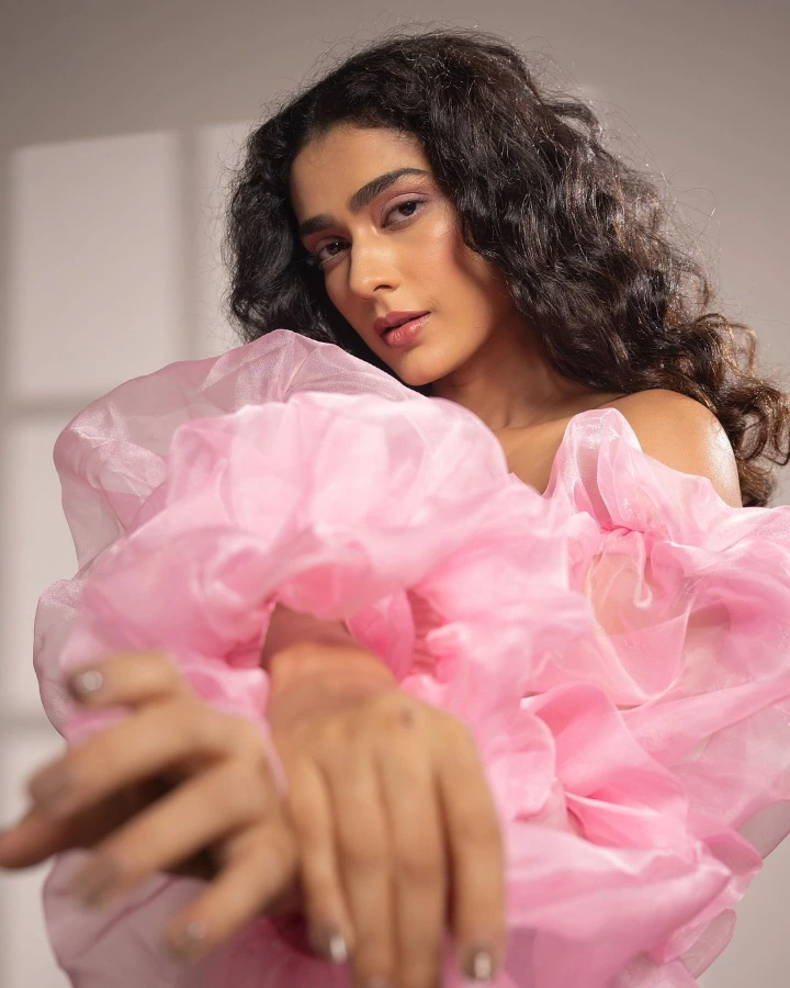 Aakanksha Singh Age, Biography, Boyfriend, Husband, Marriage
