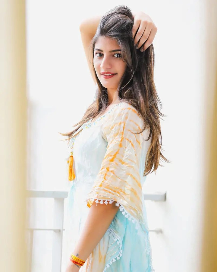 Gayatri Jadhav Age, Biography, Boyfriend, Family, Instagram