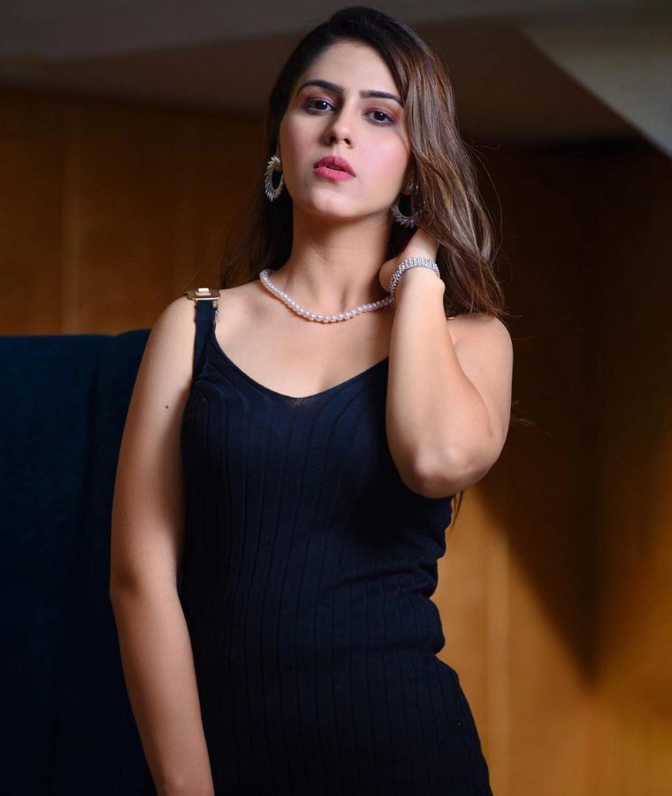 Manpreet Dolly Age, Biography, Boyfriend, Family, Instagram