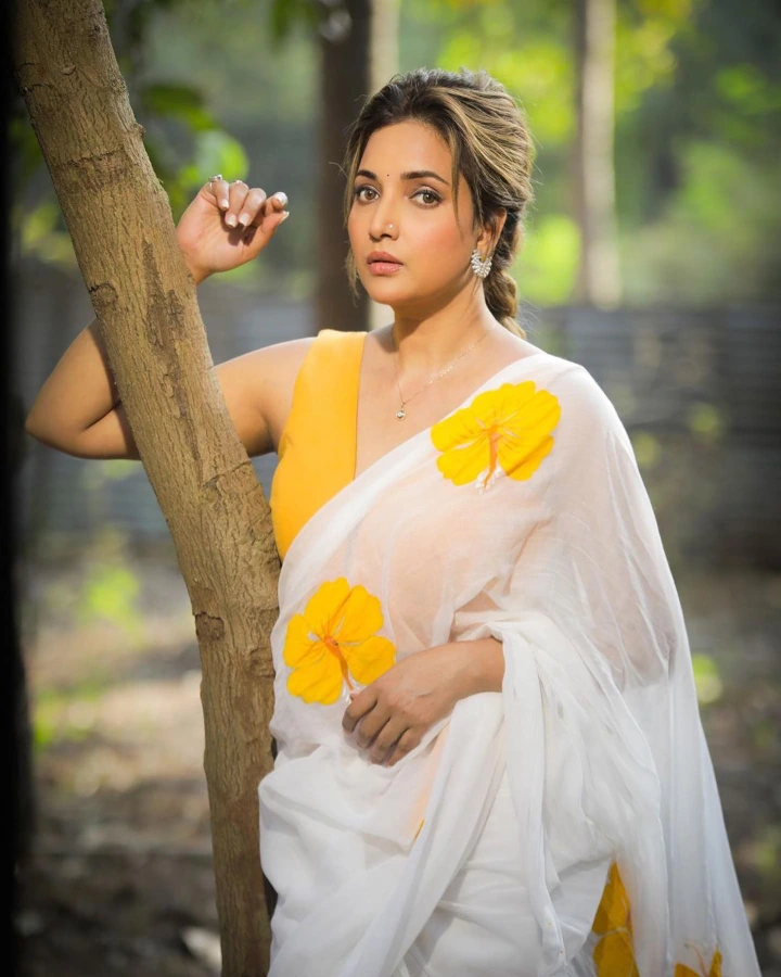 Rupali Bhosale Age, Biography, Boyfriend, Husband, Instagram