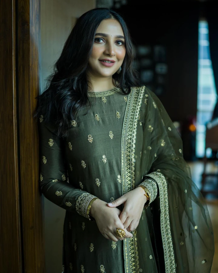 Subhashree Ganguly Age Biography Marriage Husband Instagram