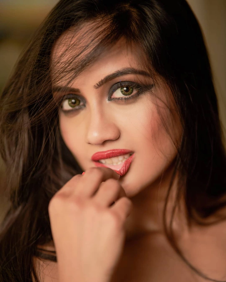 Amika Shail Age, Biography, Boyfriend, Marriage, Instagram