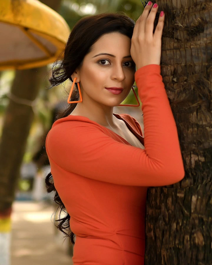 Damini Dave Age, Biography, Boyfriend, Family Wiki Instagram